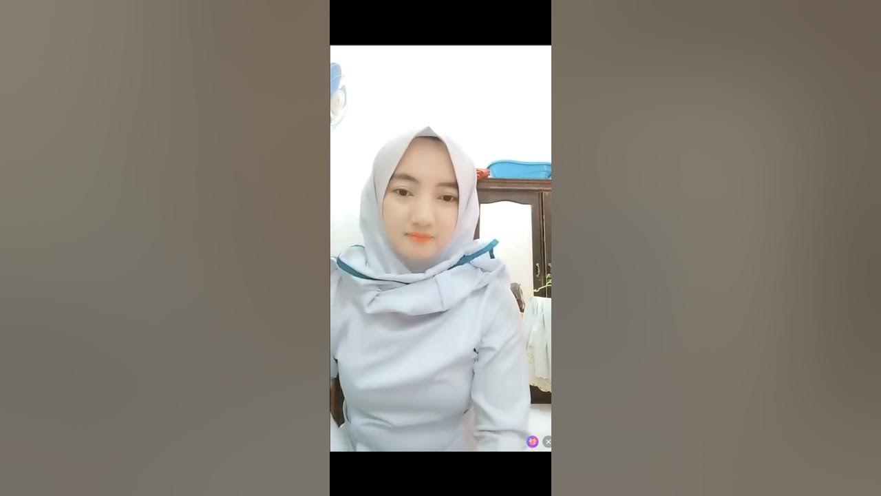 CEWEK JILBAB LIVE VIRAL BIGO SANG3 R3MAS T0K3T BUL3T MAHASISWI AKPER (JILBOOBS RECOMMEND) - YouTube