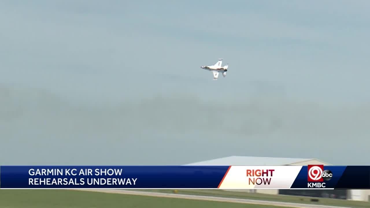 Garmin KC Air Show takes off this weekend - YouTube