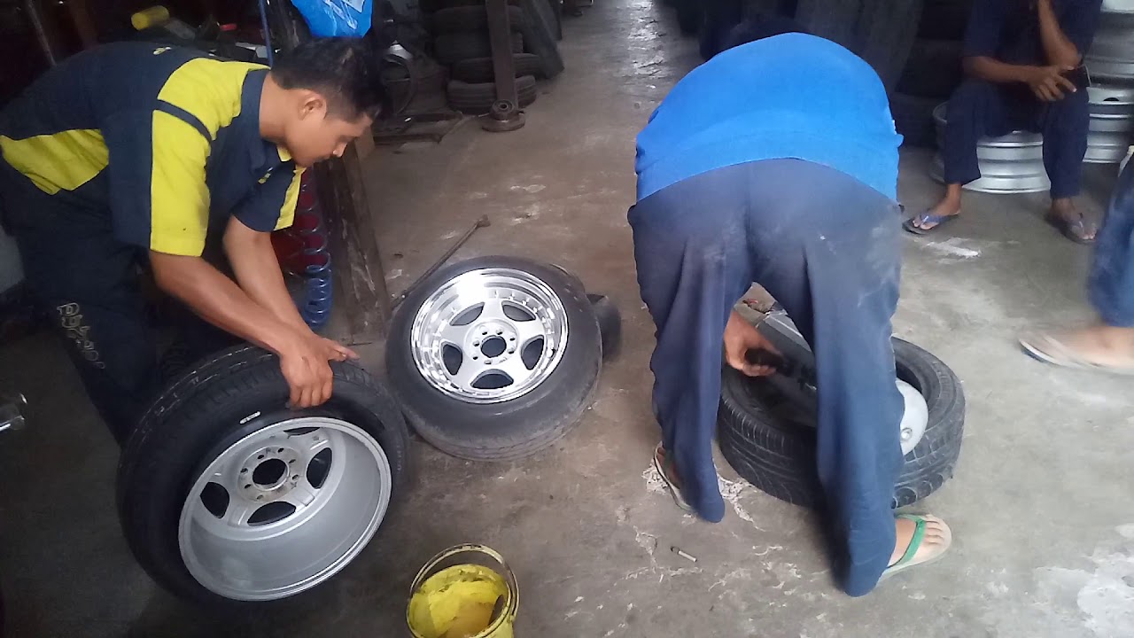 Cara Pakai Bead Bazooka Alat Tembak Angin Untuk Velg Ban Renggang - YouTube
