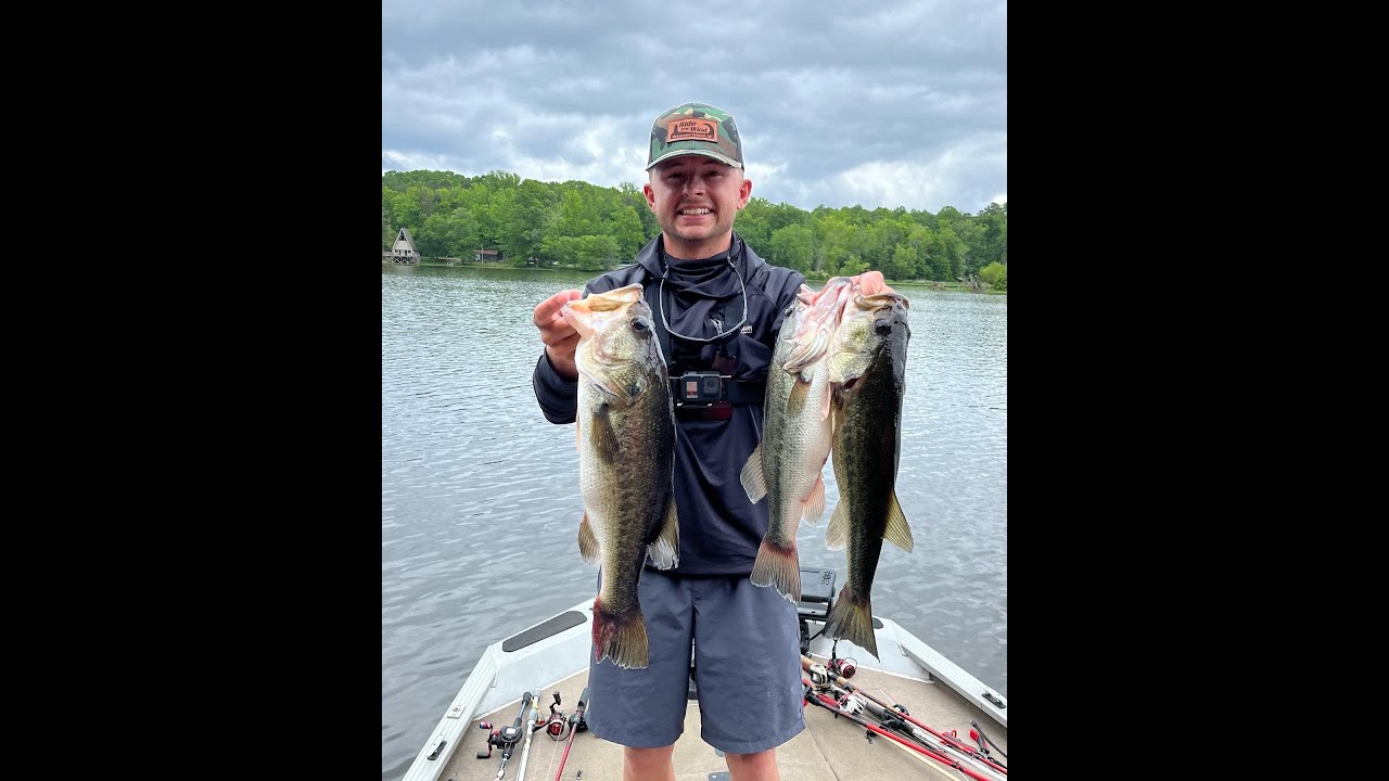 SPRING BITE! Lake Michie Bass Fishing - YouTube