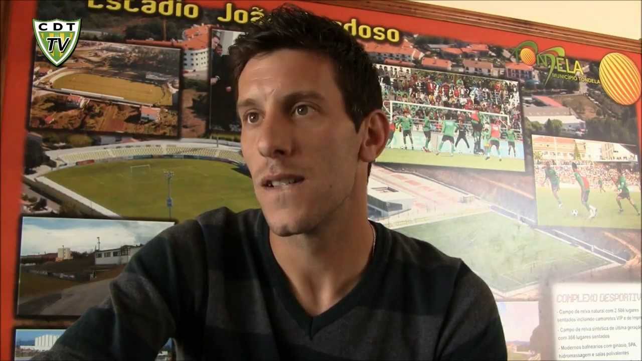 Entrevista com Tiago Carneiro (Tondela 2013) - YouTube
