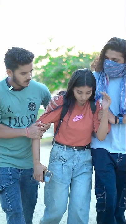 लड़की का कर रहे थे अपहरण Shorts Mad Shorts Youtube