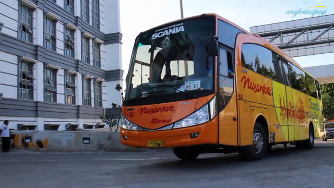 Squad Bus Nusantara Rawamangun - YouTube