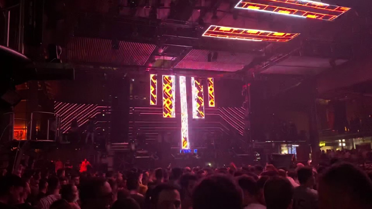 John Gaiser b2b Matador @ FABRIK CODE 139 - YouTube