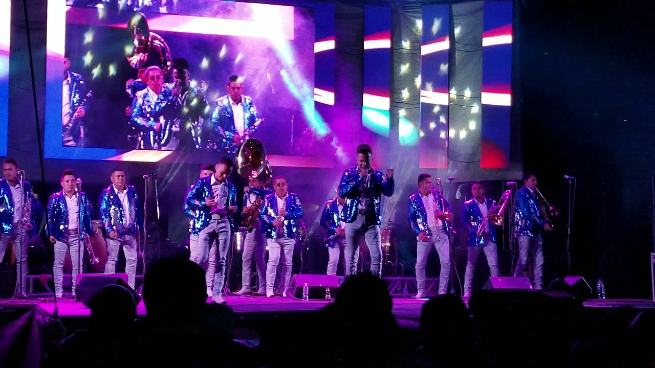 A toda Prueba Banda Yurirense - YouTube