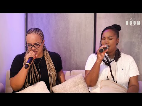 R’ROOM 2 - Roxy OLUA & Angel LUCAS 
