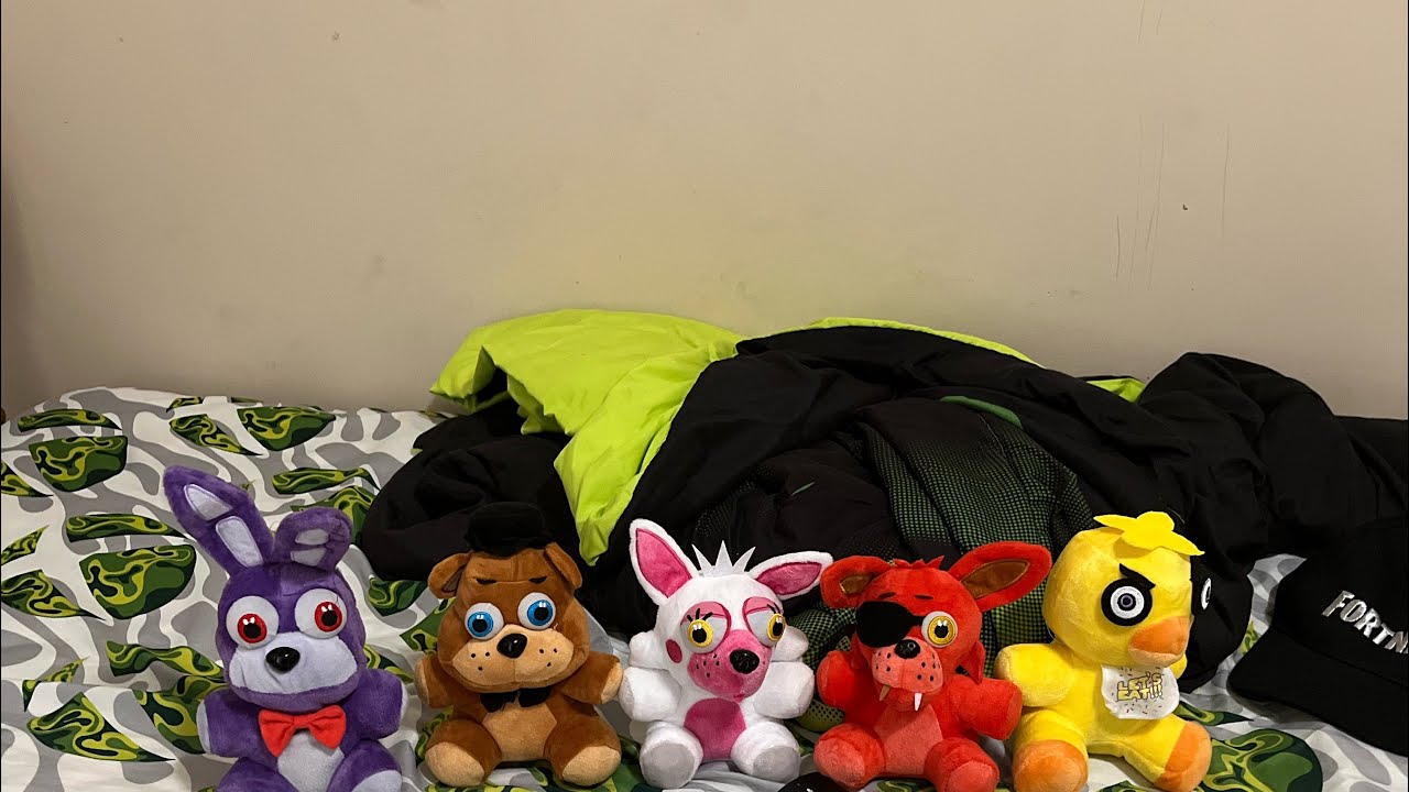 The sleep over episode one - YouTube