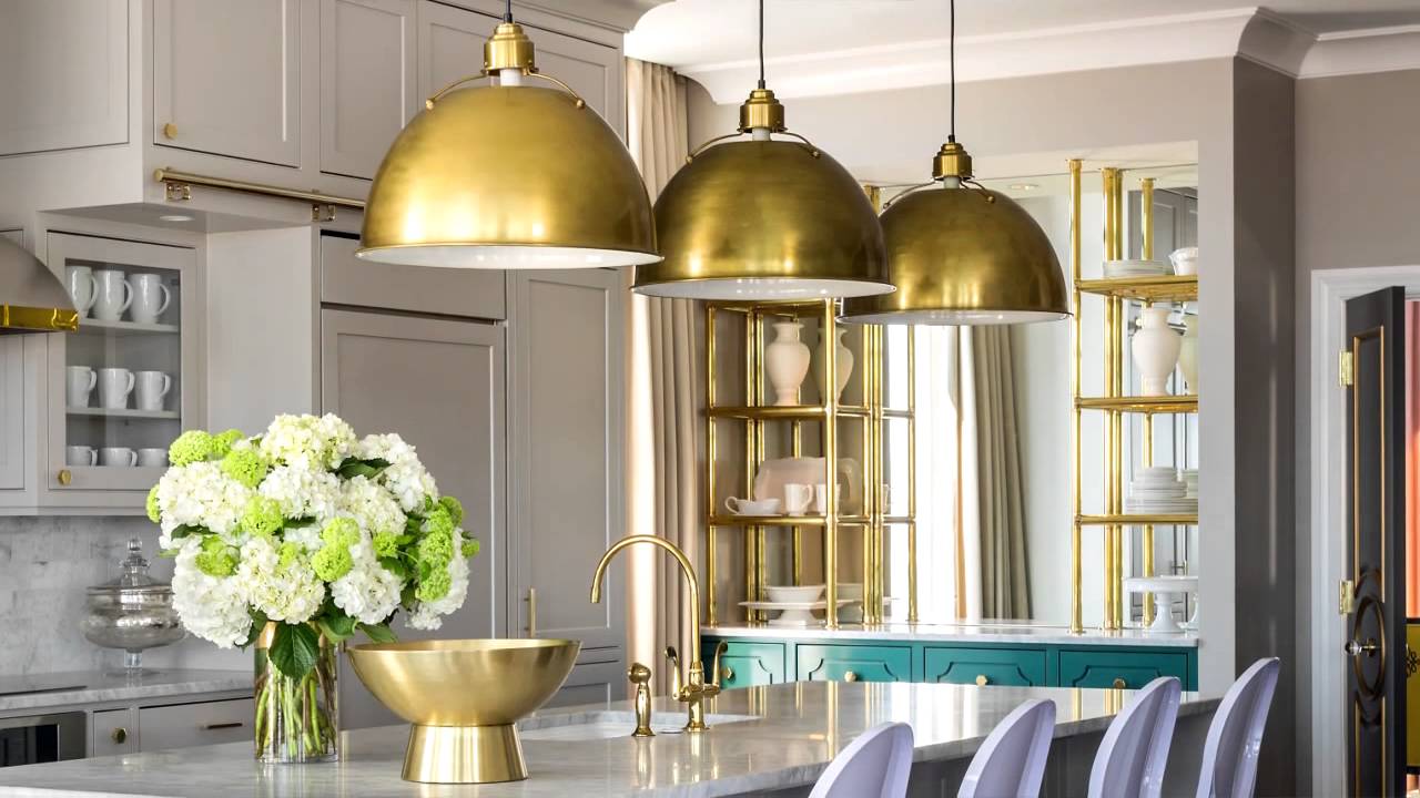 Tobi TV: The Importance of Lighting - YouTube