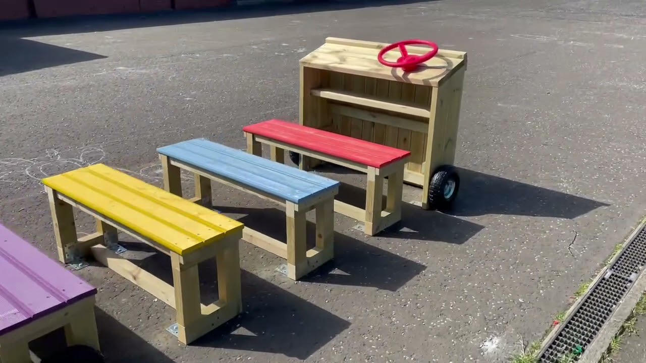 Carmyle Primary Magic Bus & Imagination Station - YouTube