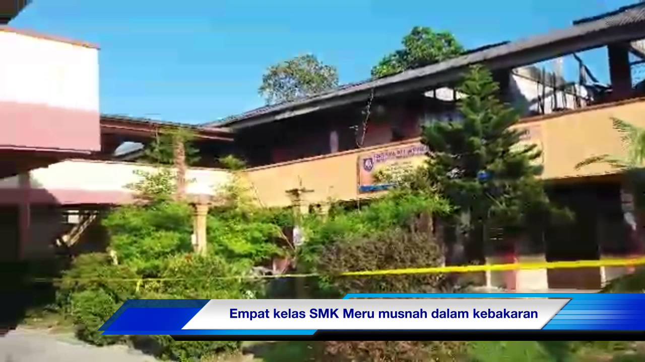 Empat kelas SMK Meru terbakar - YouTube