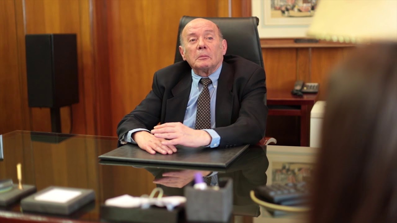 "Τ Ο Υ Σ Ζ Υ Γ Ο Υ Σ Λ Υ Σ Α Τ Ε " του Βασίλη Παπαβασιλείου - YouTube
