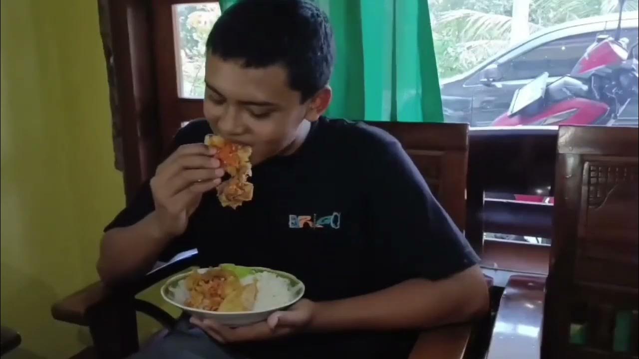 Tugas Bahasa Indonesia - Membuat Iklan, Slogan, Poster (SMPN 1 JETIS/8H Z46) - YouTube