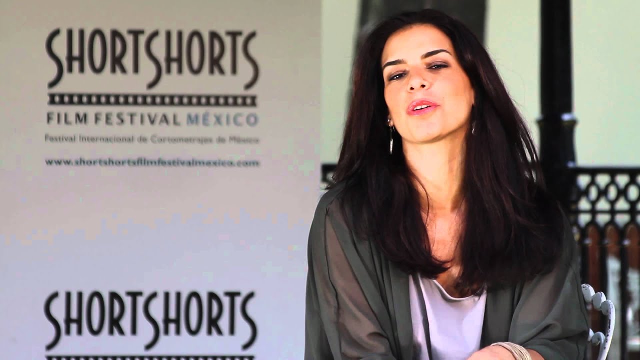 Short Shorts México Daniela Schmidt - YouTube