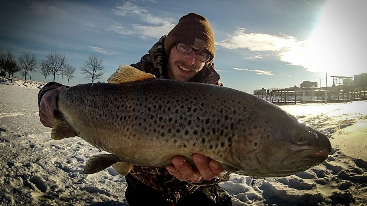 Ice Fishing Monster Fish Lost - YouTube