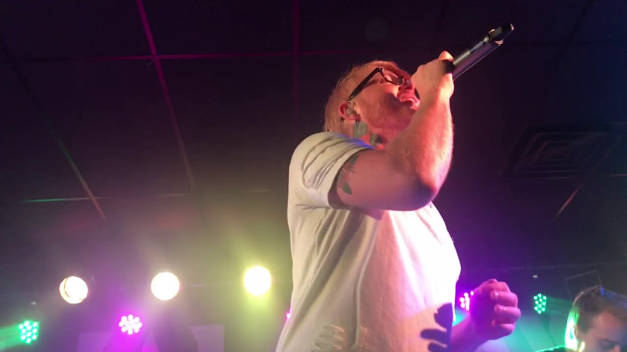 Shallow Side “Try To Fight It” Live in Huntsville Alabama - YouTube