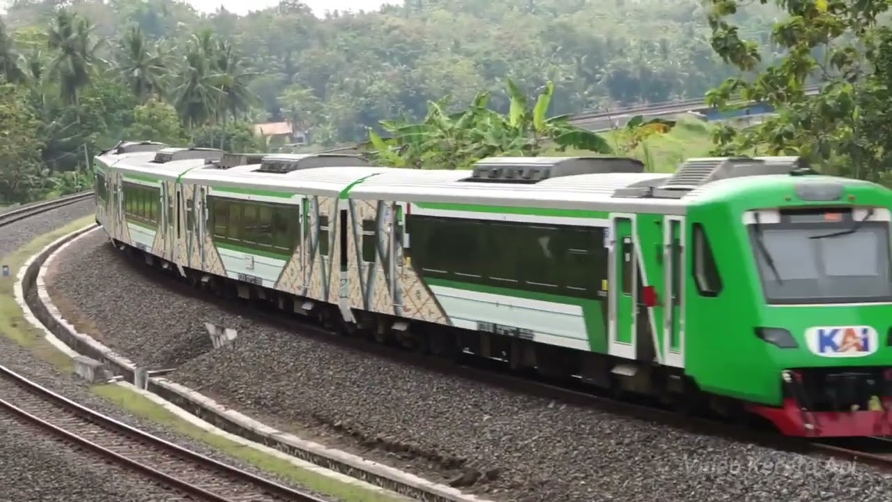 Kereta Expres Bandara NYIA || Yogyakarta - YouTube