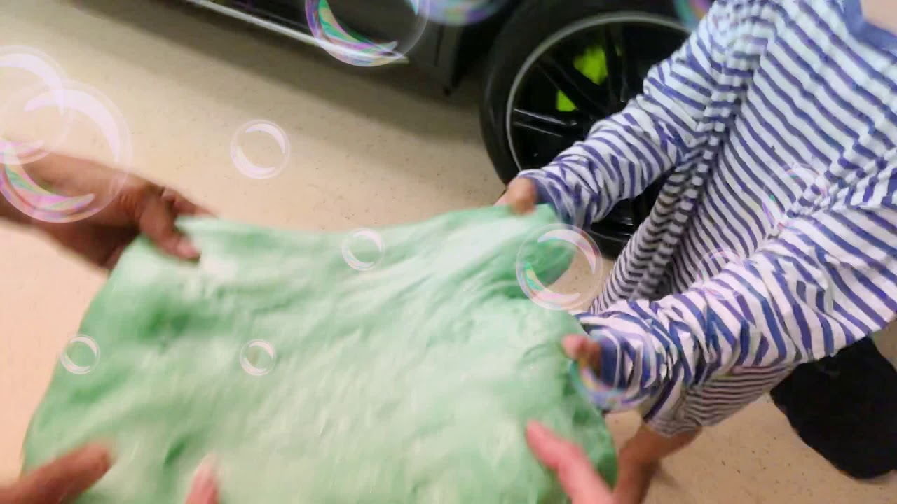 Kid in GIANT slime BUBBLE:) - YouTube