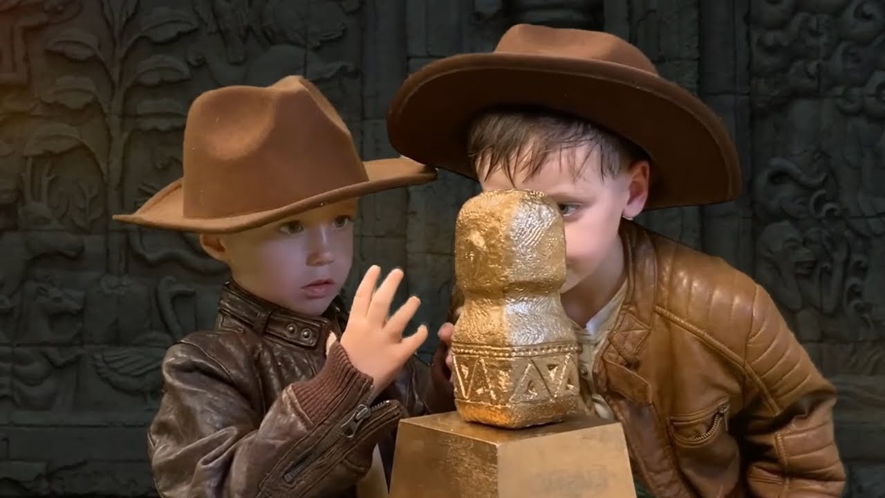 Indiana Jones and the golden idol E15 - YouTube