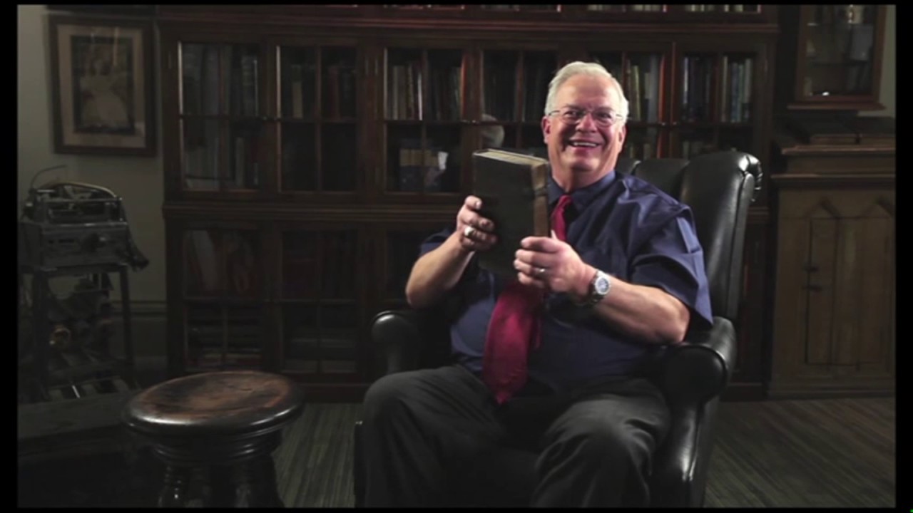 History Geek - Geneva 'Pilgrim' Bible - YouTube
