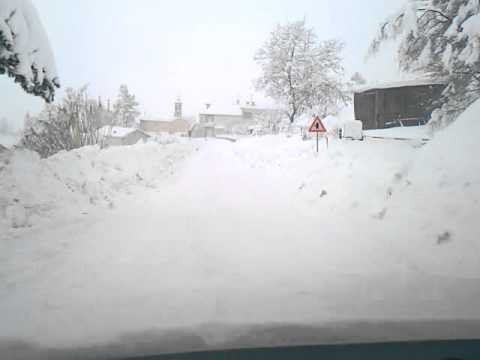 Duster Snow Neve Arcevia 2 - YouTube