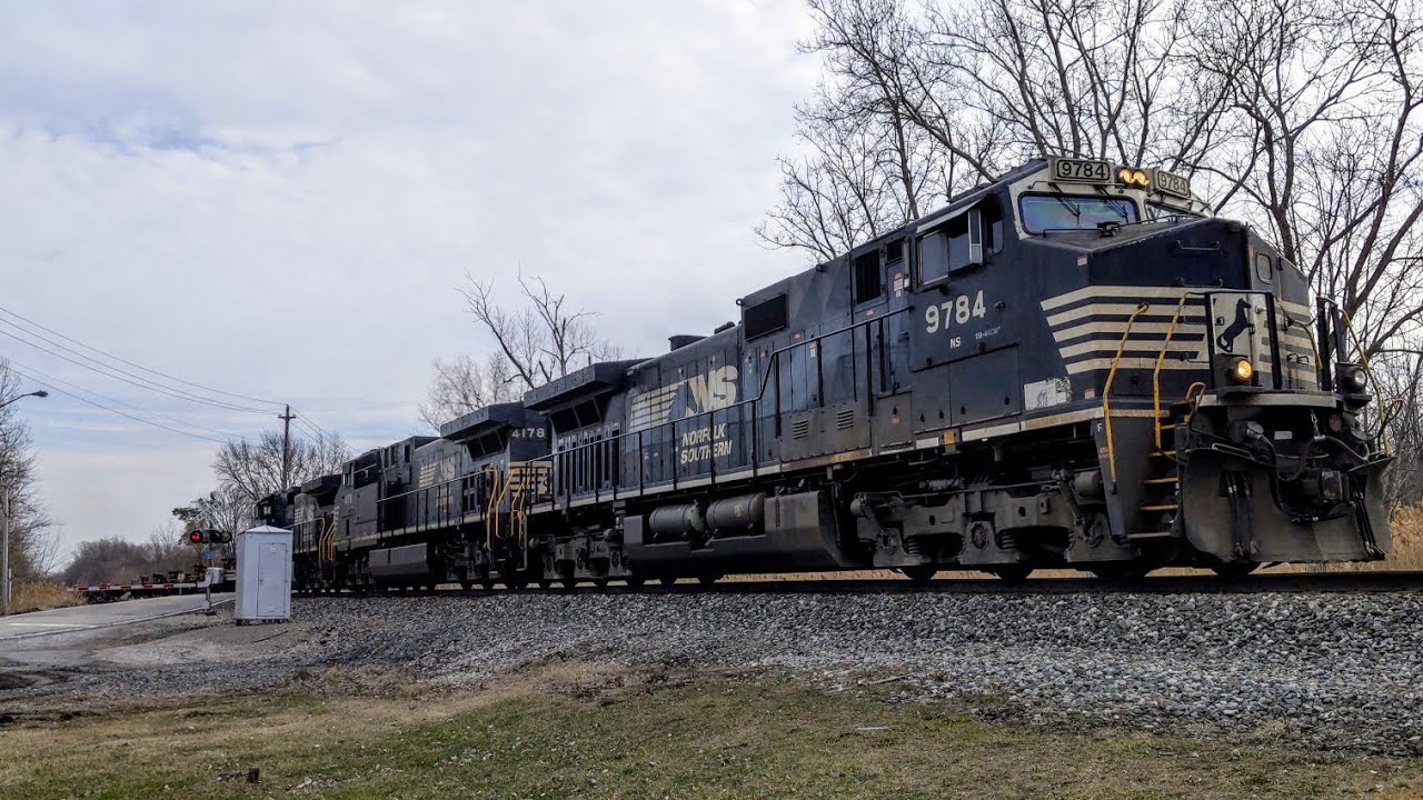 NS Intermodal 205 - NS C44-9W #9784, AC44C6M #4178 & Dash 9 #9925 ...