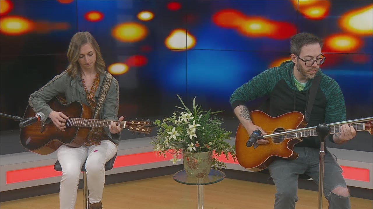 Summer Concert Series | Kayla Bragdon | WMBD News This Morning - YouTube