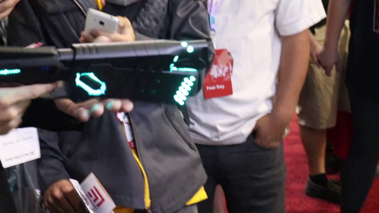 psycho pass dominator gun at anime expo - YouTube