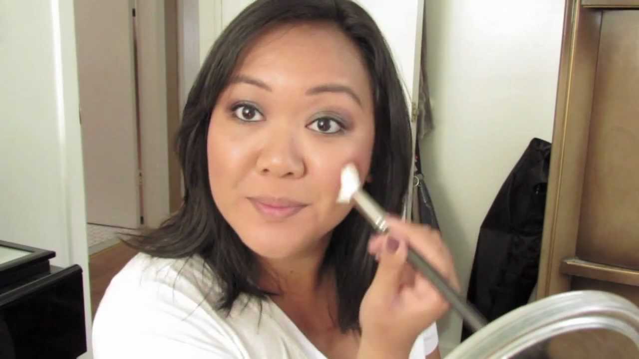 Makeup Tutorial: All Eyes on Urban Decay ;) - YouTube