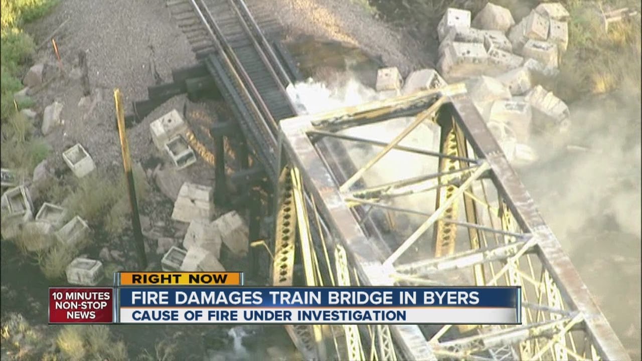 Bridge fire stops Union Pacific trains - YouTube
