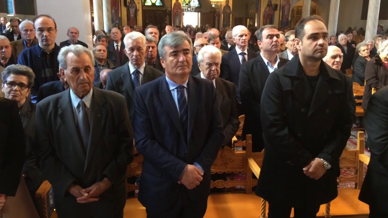ΑΡΤΟΚΛΑΣΙΑ ΣΥΛΛΟΓΟΥ ΠΟΛΥΤΕΚΝΩΝ ΤΗΣ ΕΟΡΔΑΙΑΣ - YouTube