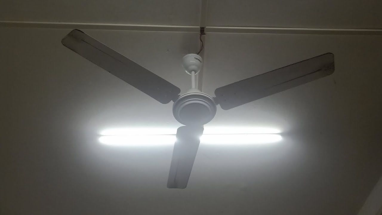 Tandem (unknown model) ceiling fan full power. - YouTube