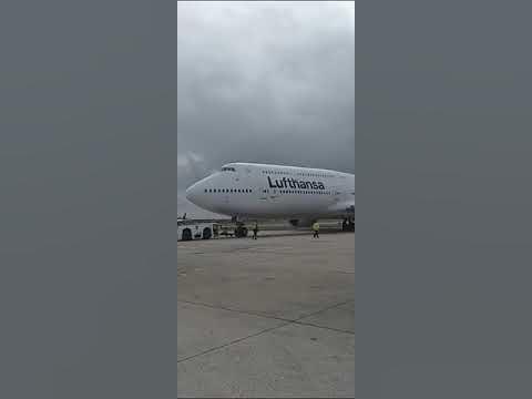 🇩🇪 Lufthansa || Boeing 747-8 - YouTube