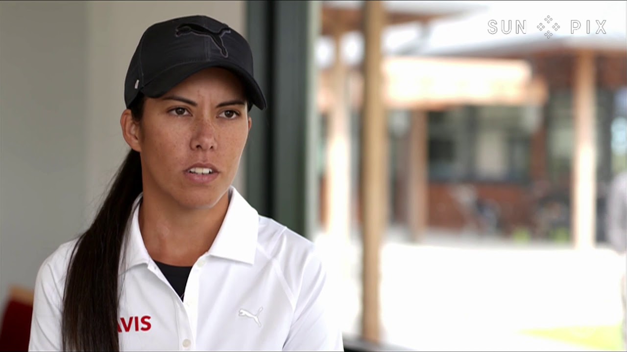 TAGATA PASIFIKA: Golf Trick- Shot Star Tania Tare - YouTube