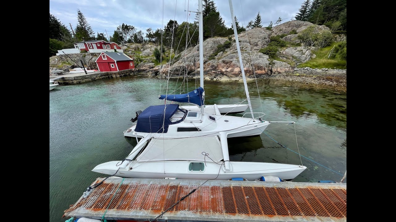 Dragonfly 800 trimaran - a silent presentation of the Dragonfly 800 SW ...