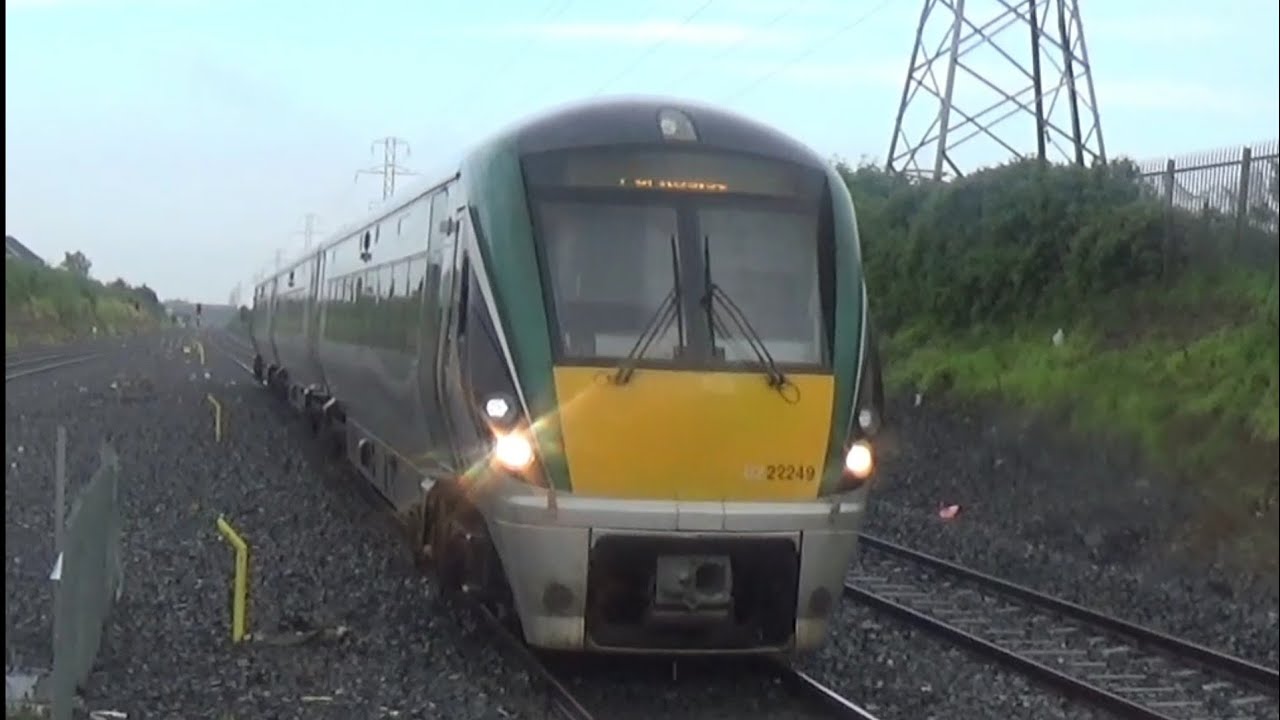 IÈ 22000 Class ICR Train - Park West & Cherry Orchard Station, Co ...