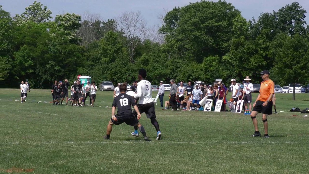 Washington Sundodgers' #3 Khalif El-Salaam with a Huge Layout Grab ...