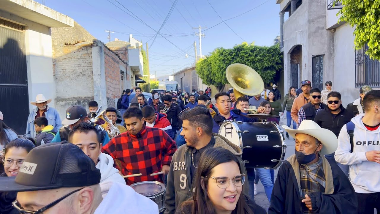 Los Amores de Julia - EL BURRO El Sabino, Gto 2022 | #MEXICO - YouTube