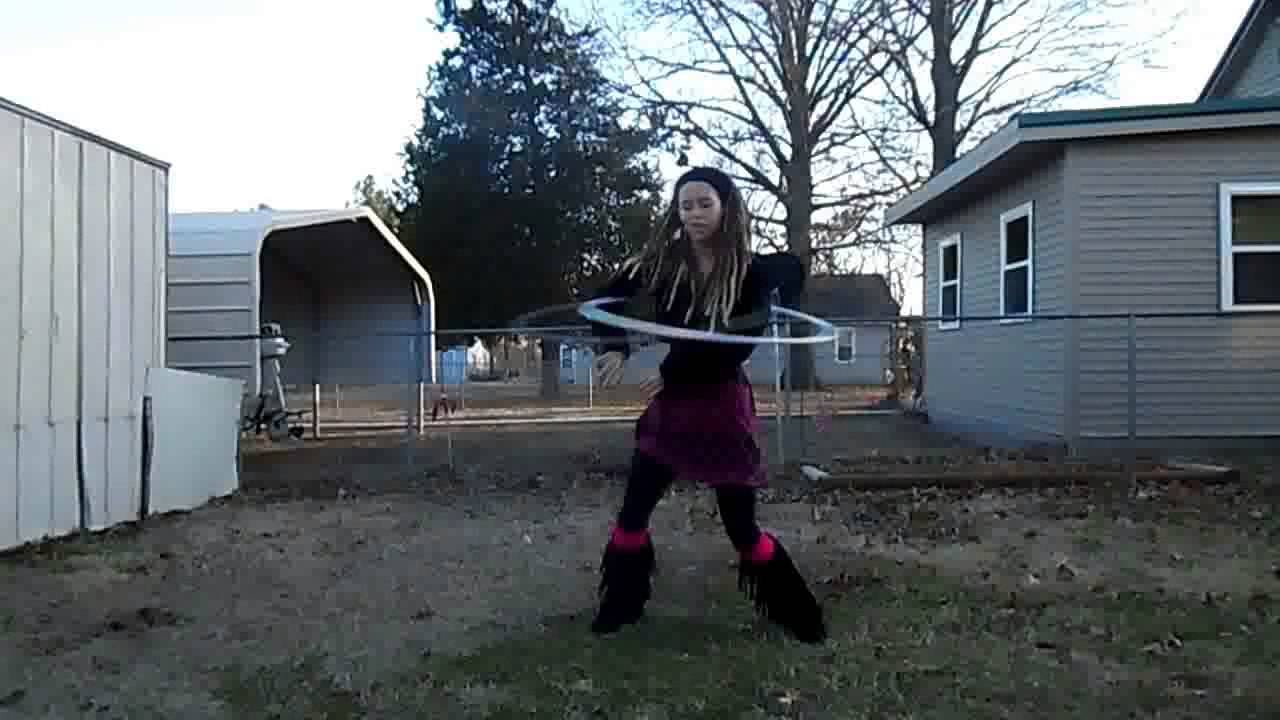 Boss Toss - YouTube
