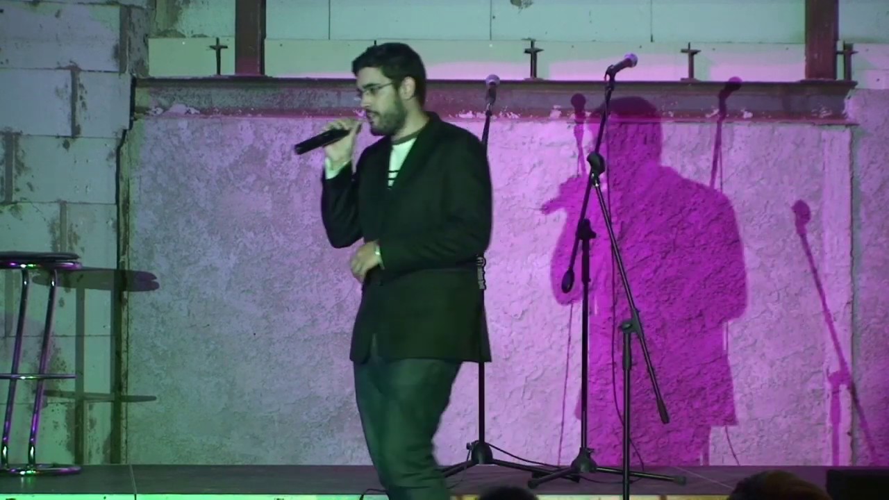 2002 interpretada por Domin - YouTube Music