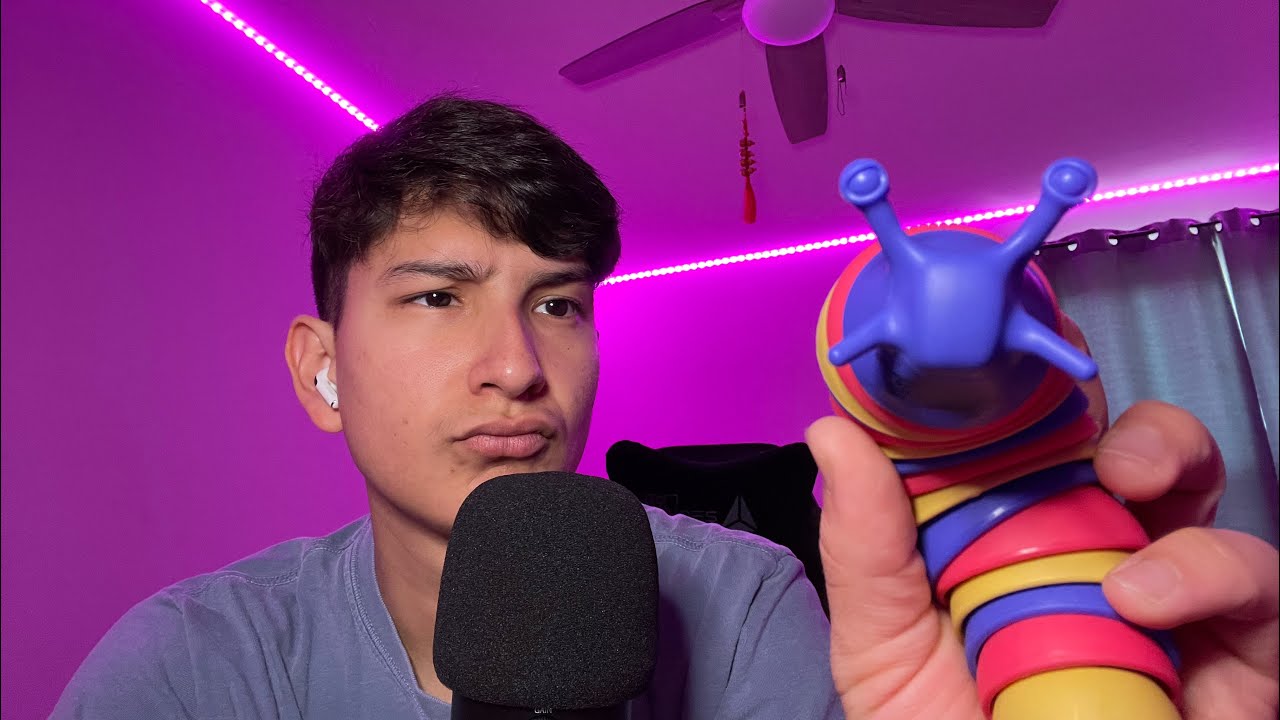 David the worm’s first ASMR video - YouTube