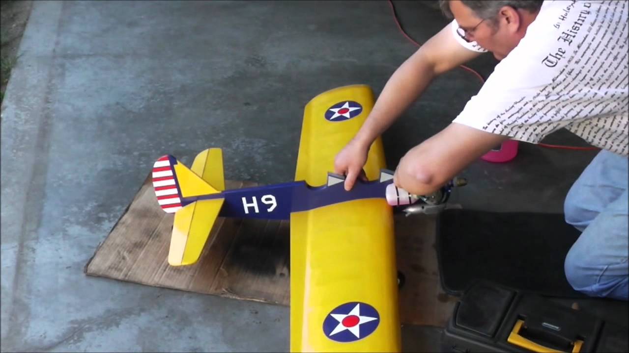 Hangar 9 PT-19 Control Line - YouTube