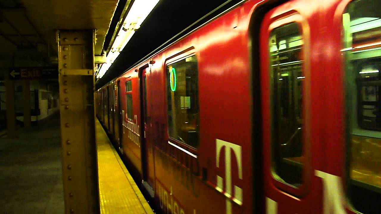 IRT Flushing Local: Flushing-Main Street bound R-62A 7 local train ...