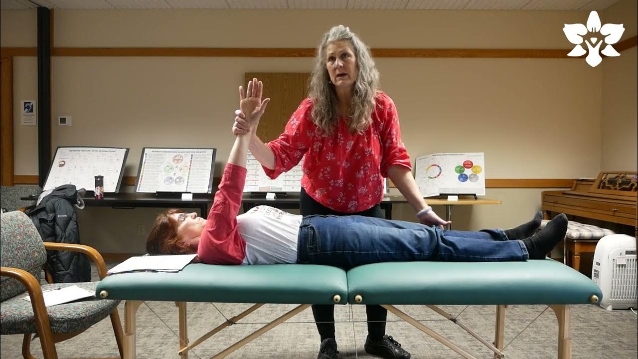 Balancing the Gait Reflexes (Specialized Kinesiology Demo!) - YouTube