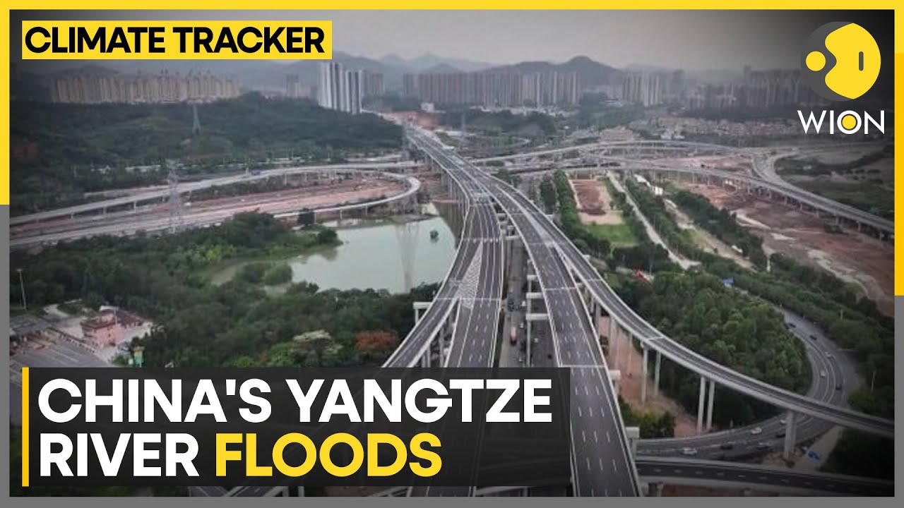 China’s longest river, the Yangtze, bursts its banks | WION Climate ...