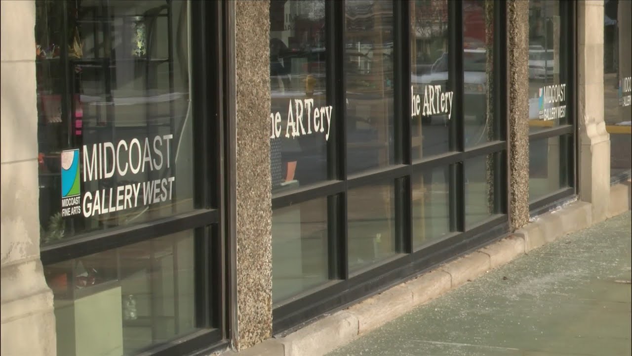 ART GALLERIES CLOSING - YouTube