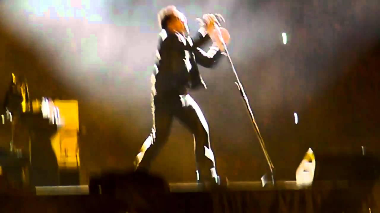 U2 - Magnificent - YouTube