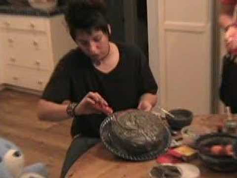 EMO Cake - YouTube