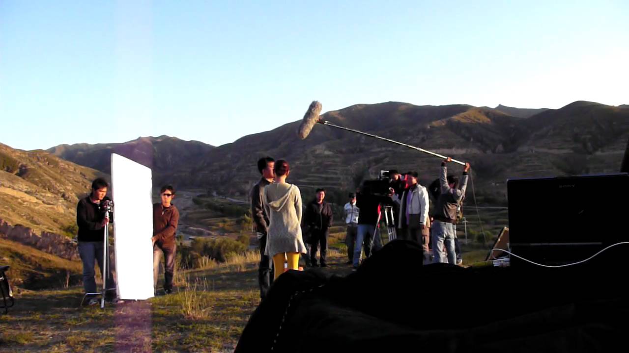 Arri 535, Sony Sr11, and anon 7D cooked in a pot - YouTube