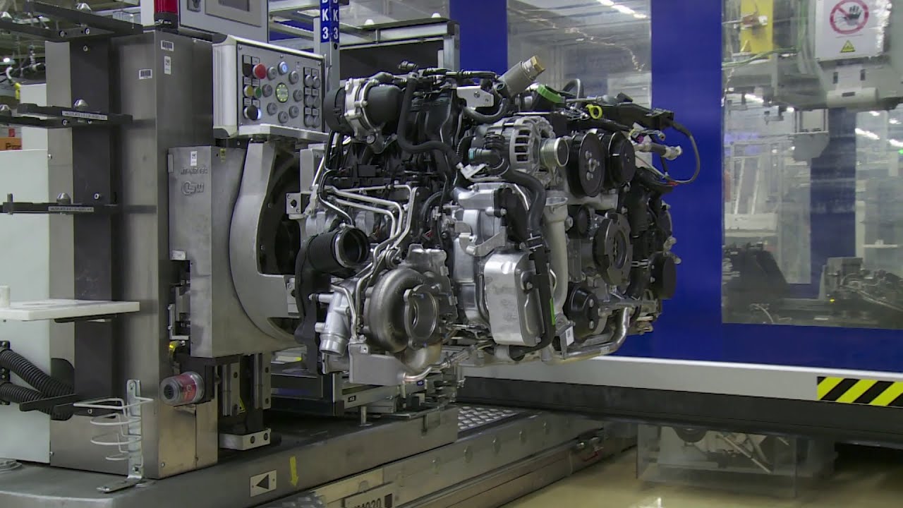 Porsche Footage - Engine Plant, Production Zuffenhausen - YouTube