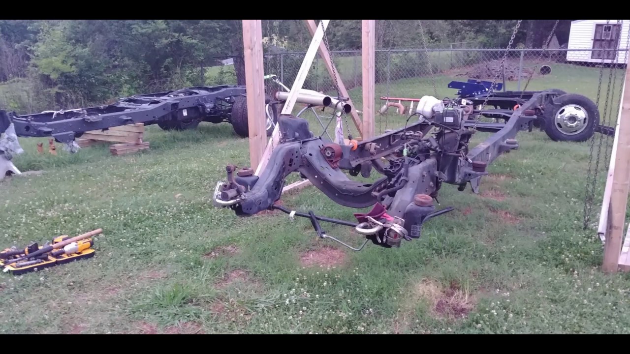 2011 Wrecked F350 Frame Swapping - YouTube